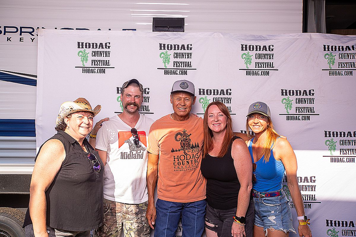 Neal McCoy – HODAG COUNTRY FESTIVAL