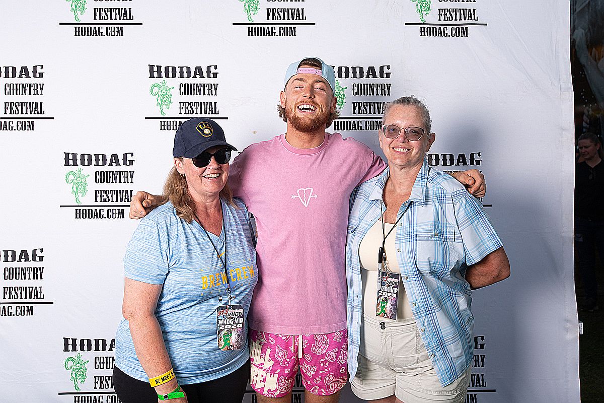 Bailey Zimmerman – HODAG COUNTRY FESTIVAL